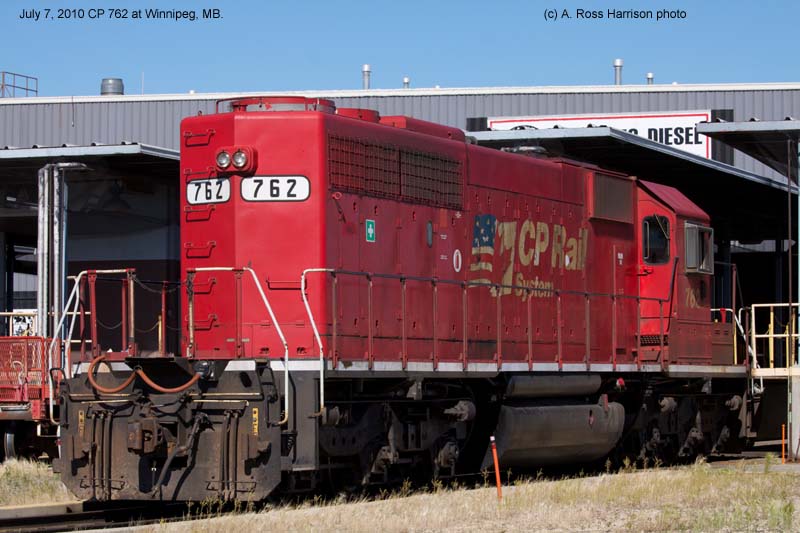 SD40-2 762